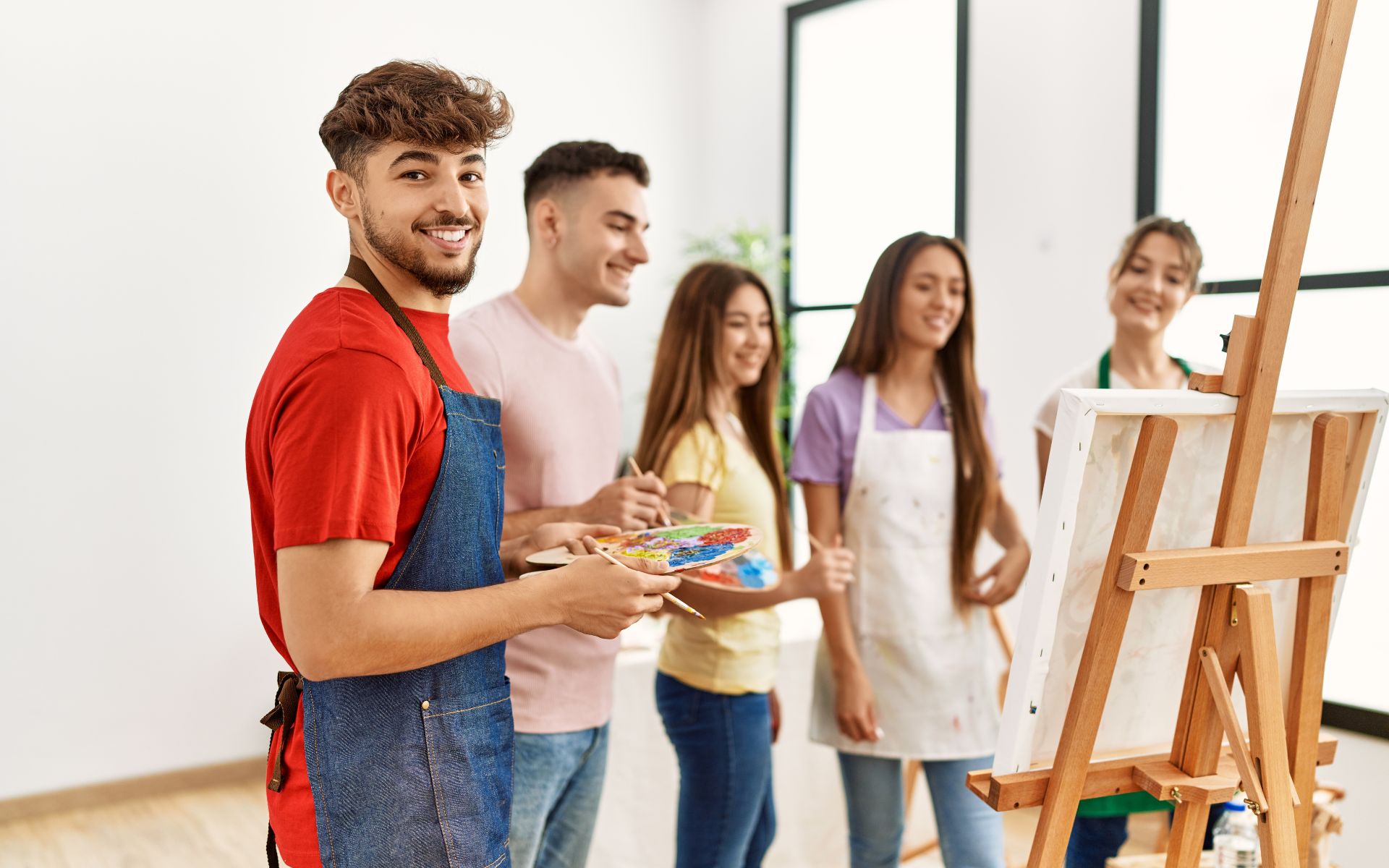 Learn Art Activities in Art Classes for Young Adults | Strokearts